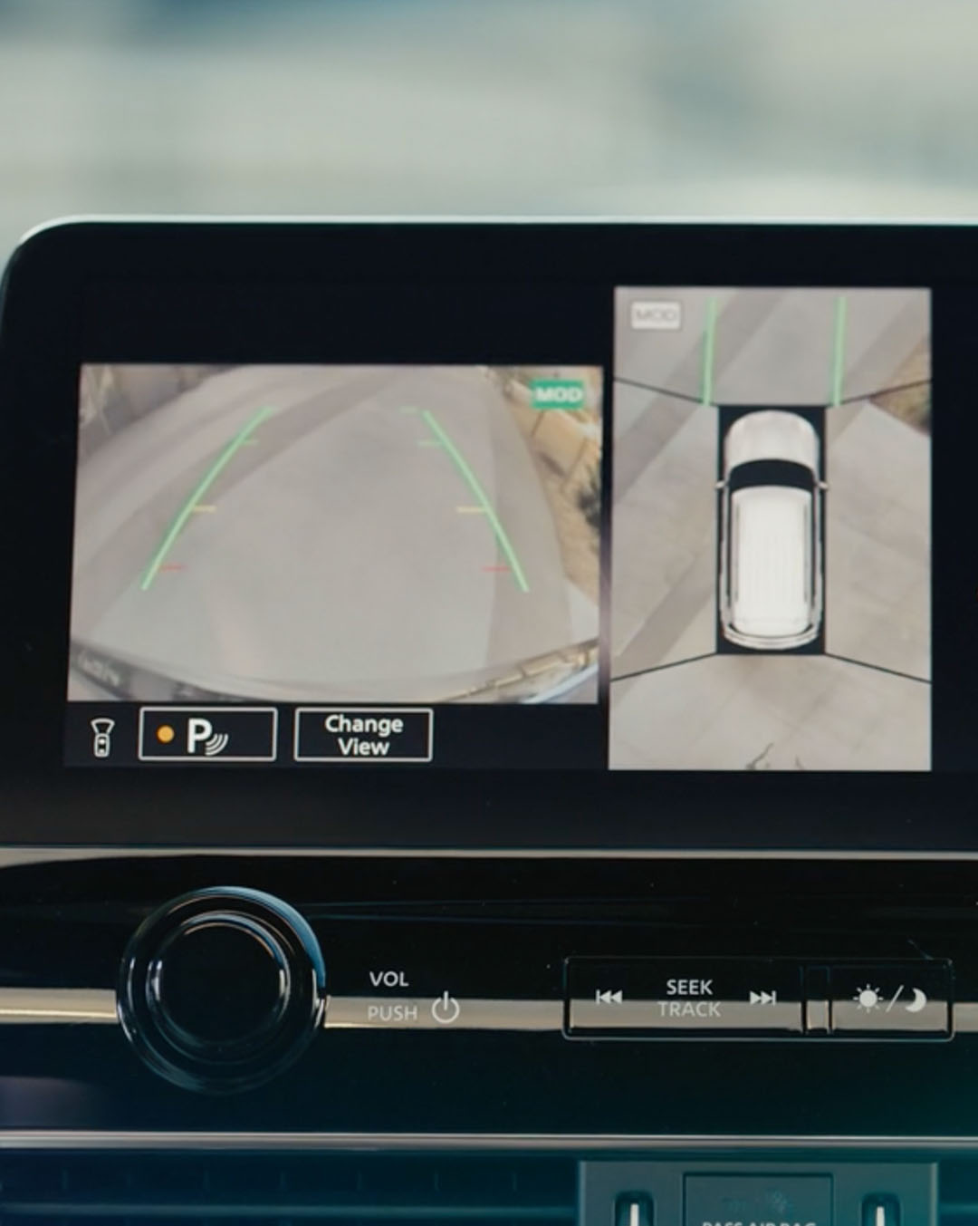 2024 INFINITI QX80 Luxury 7-8 Seater SUV | INFINITI Global